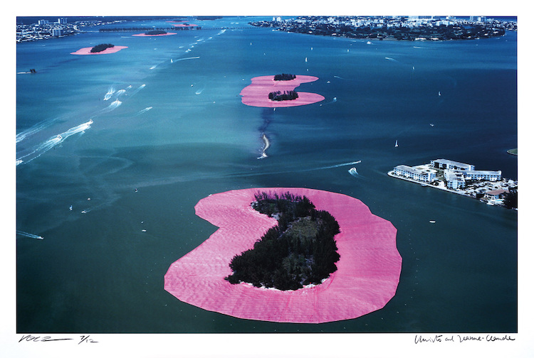 Surrounded Islands - Christo, Jeanne-Claude, Volz | Pop Art Shop